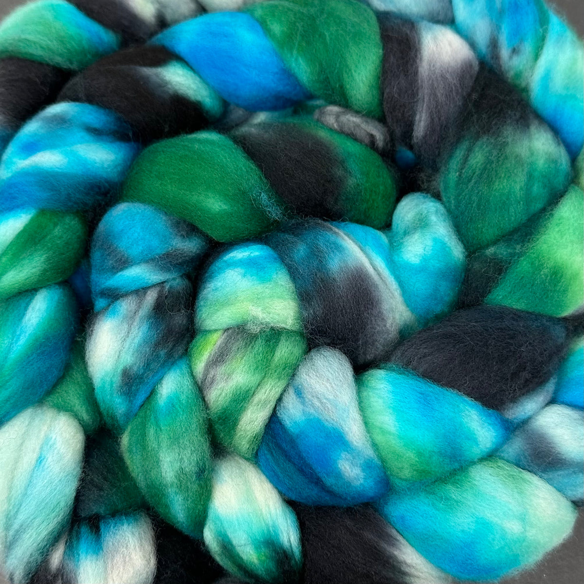 Superwash Merino Combed Top 18.5 micro Mary Jane’s Last Dance – Deep ...